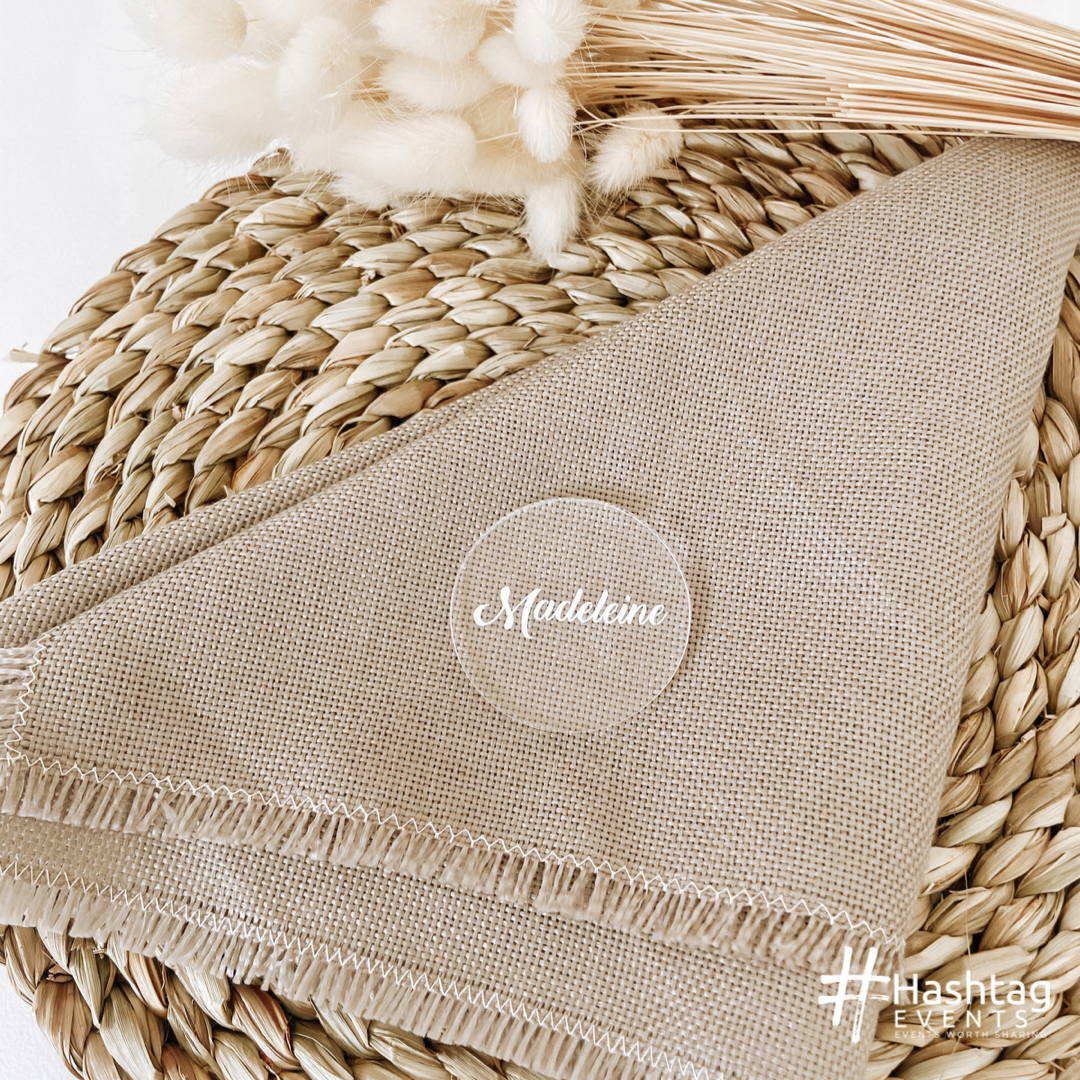 Circular Perspex Place Tags (Vinyl) | Get Best Wedding Supplies Online ...